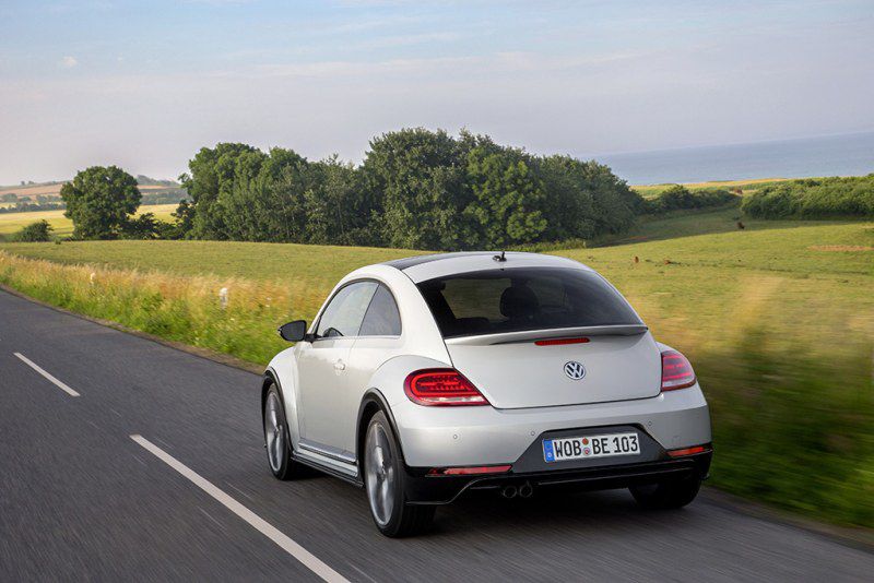 Volkswagen Beetle (A5, facelift 2016) 1.2 TSI (105 Hp) BMT